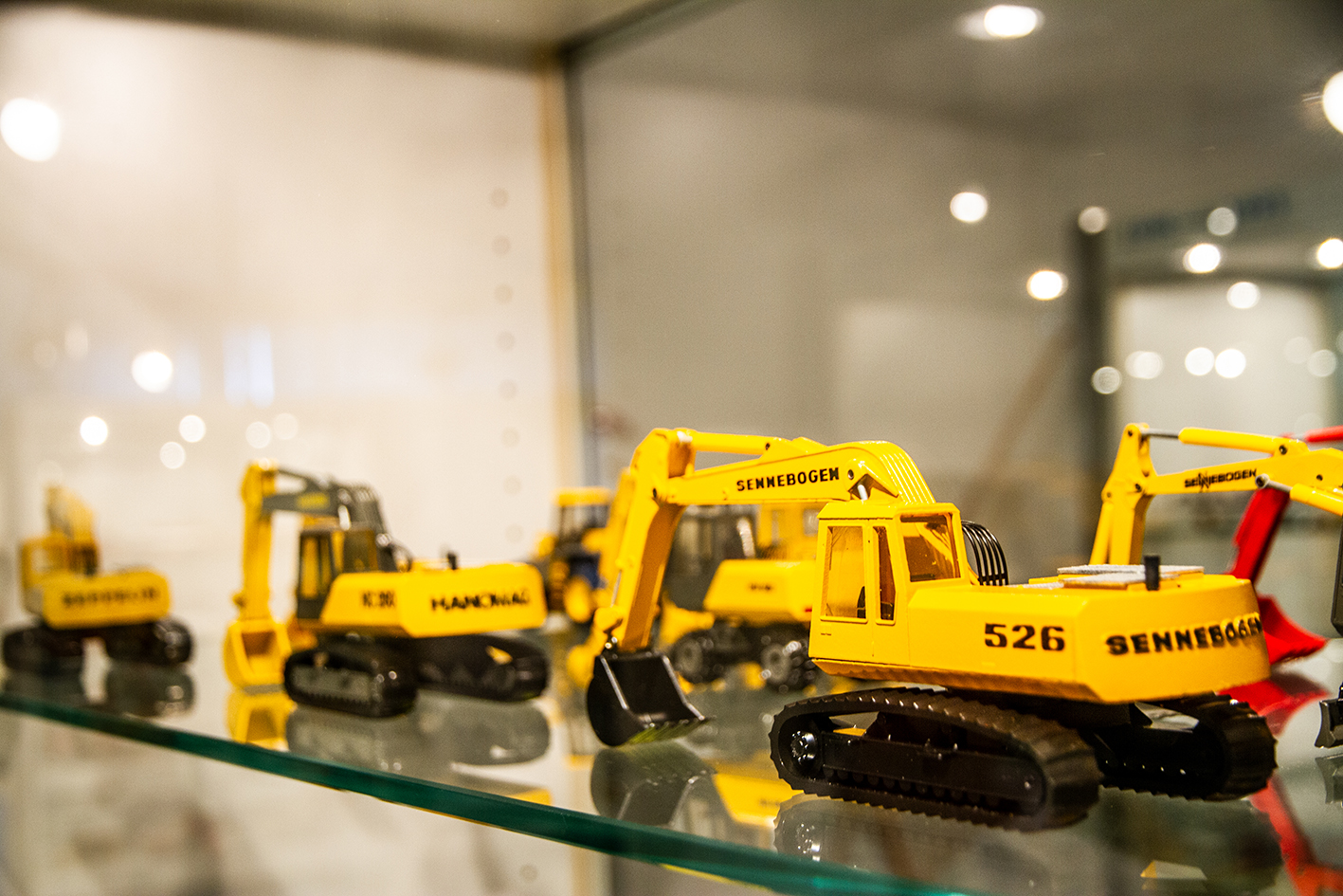 Hinter den Kulissen bei Conrad Modelle l SENNEBOGEN