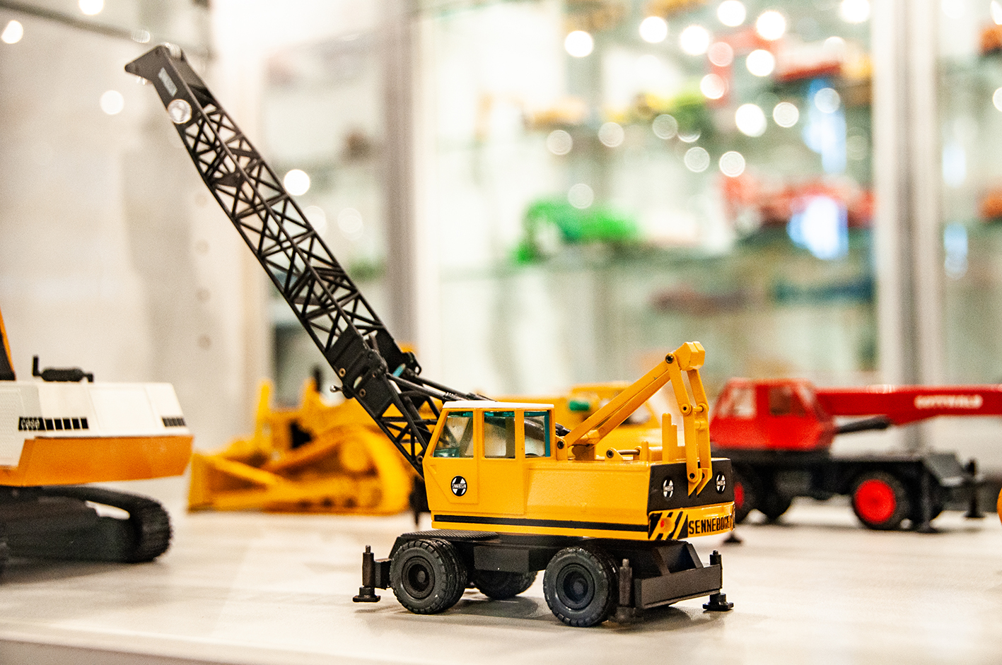 Hinter den Kulissen bei Conrad Modelle l SENNEBOGEN