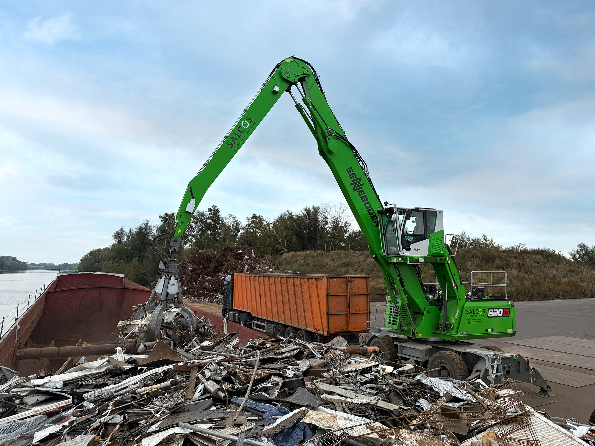 material handler for sustainable steel scrap recycling