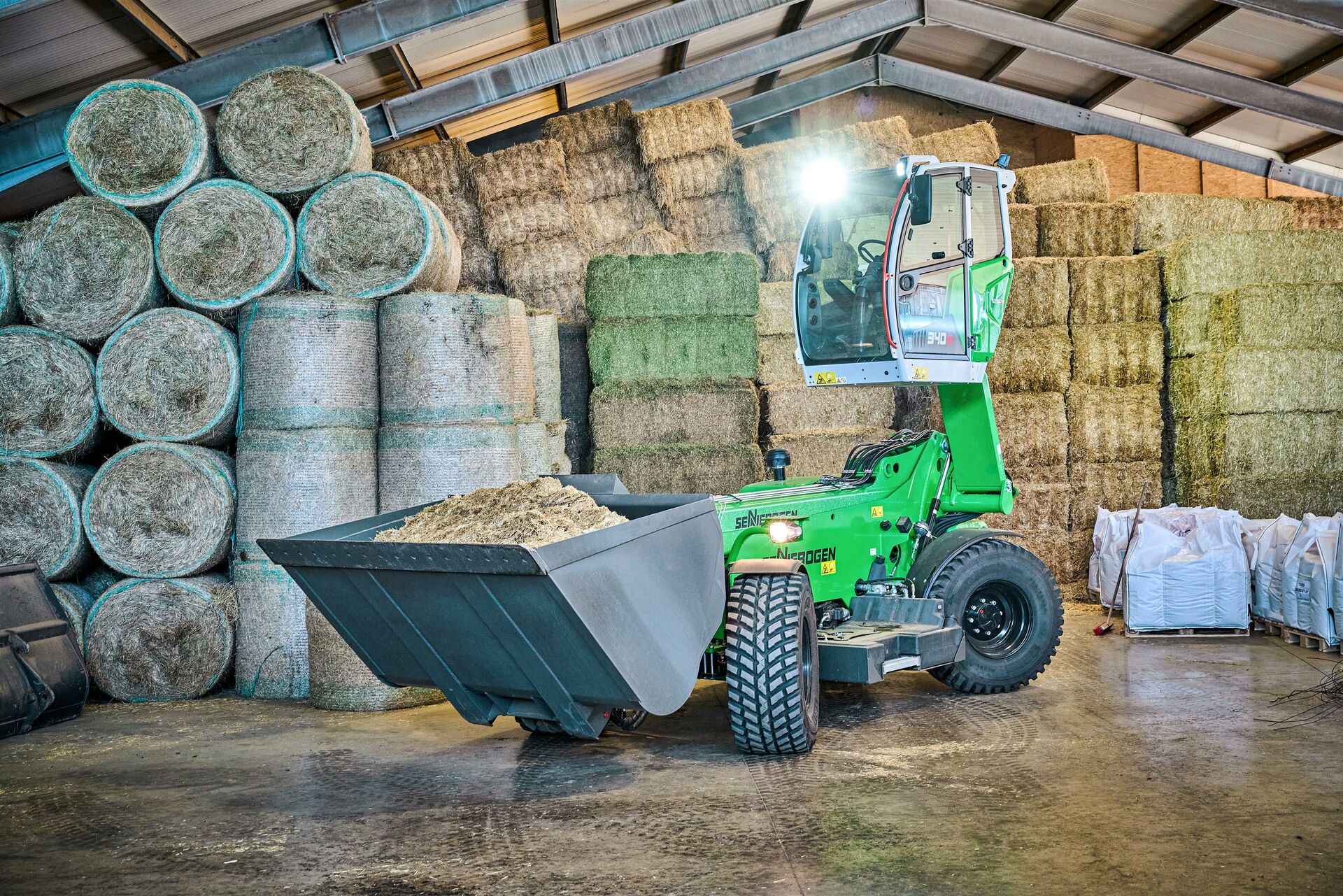 Multicab G-Serie: Fahrerkabine von SENNEBOGEN