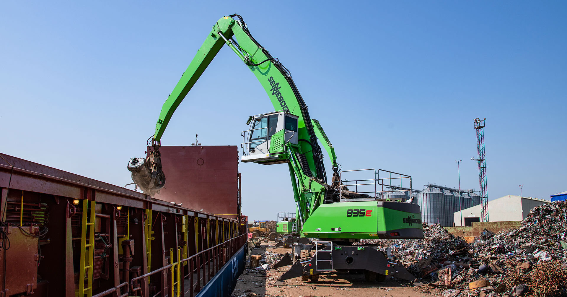 SENNEBOGEN expanding dealer network in UK: UK dealer Molson Group now ...