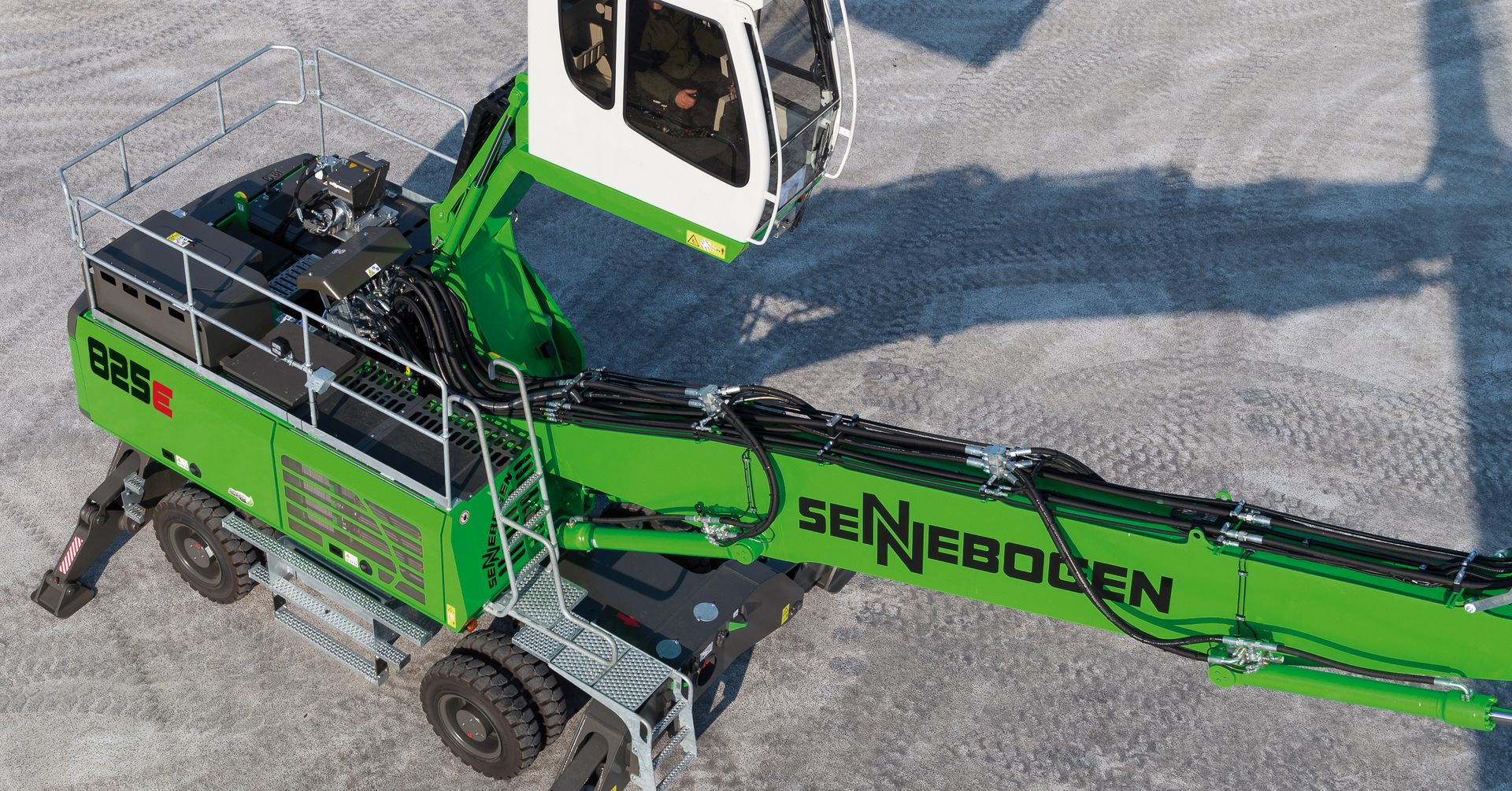 SENNEBOGEN 825 E: The new global standard in recycling - SENNEBOGEN ...