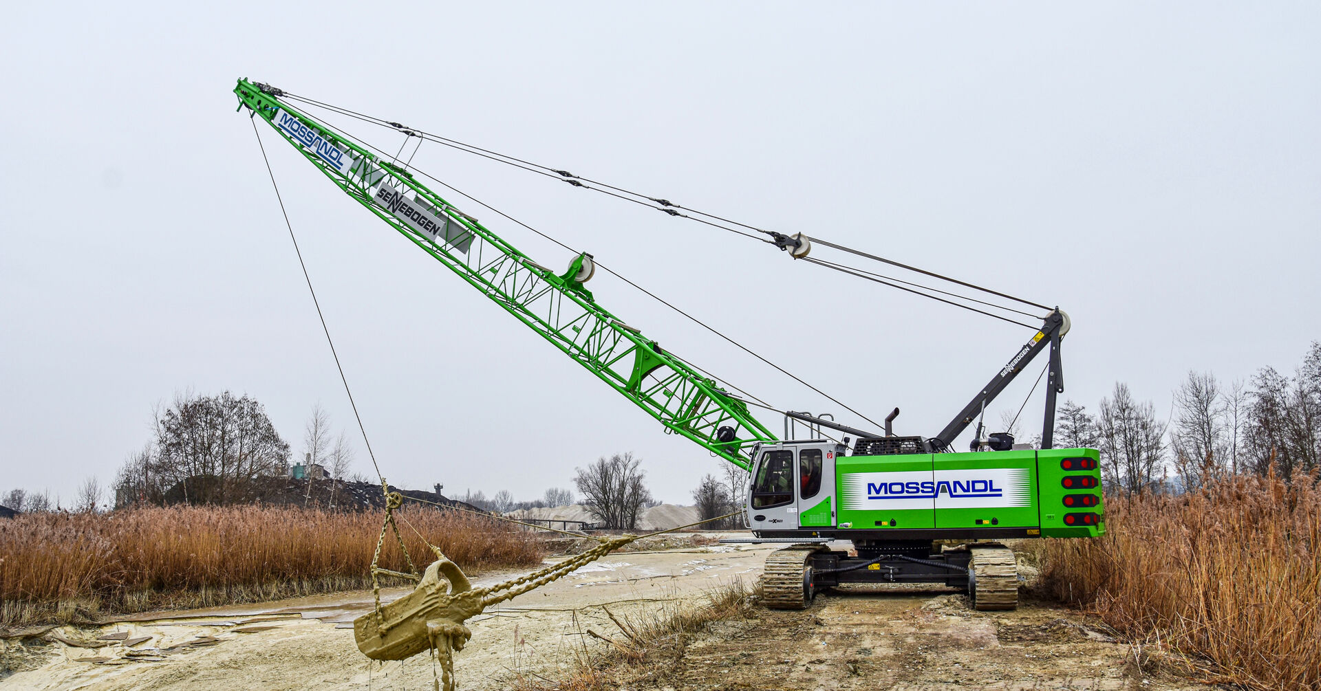 SENNEBOGEN 655 E HD - the green solution for gravel extraction by ...