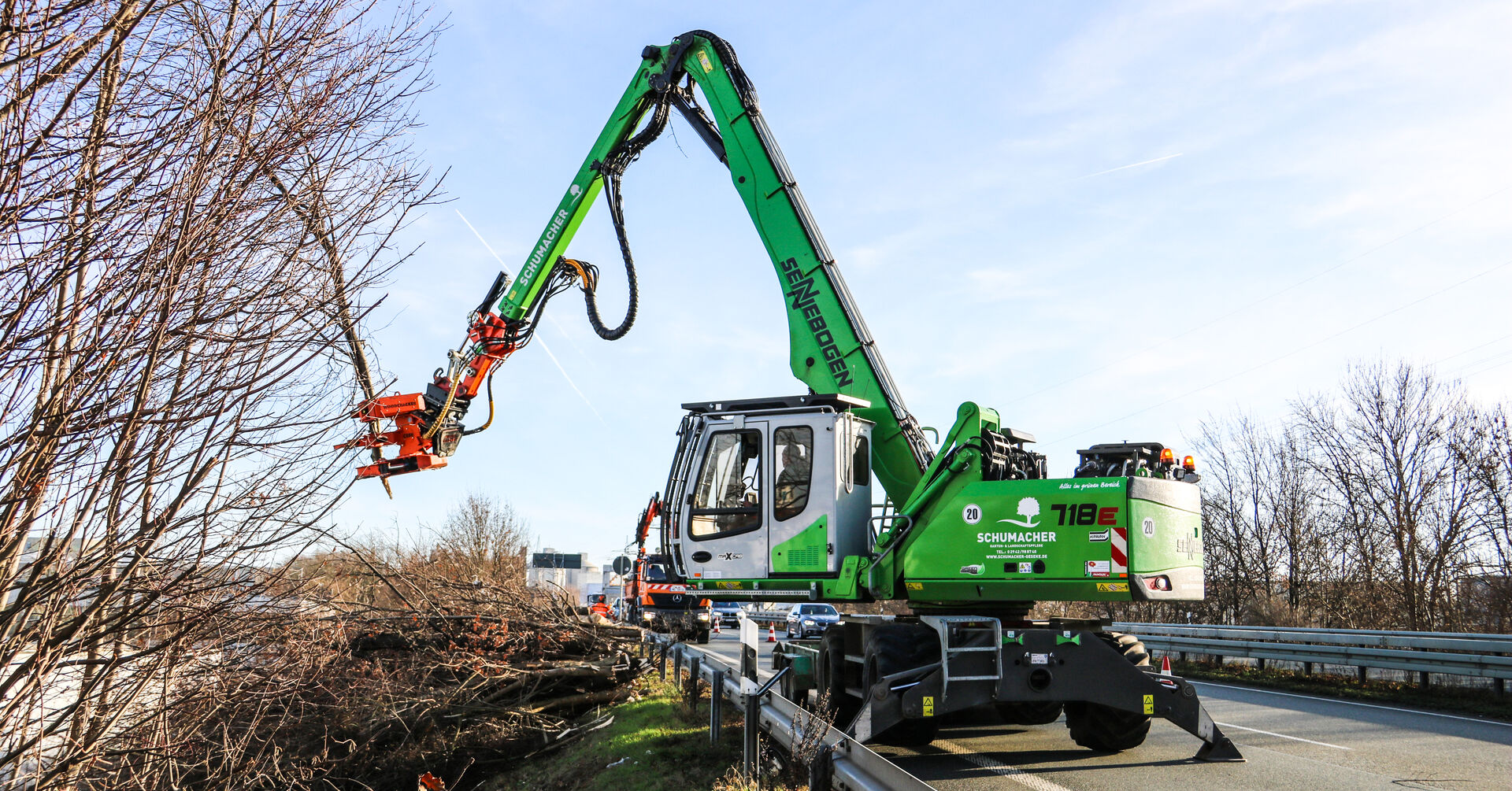 SENNEBOGEN 718 E – the all-rounder for forest management - SENNEBOGEN ...