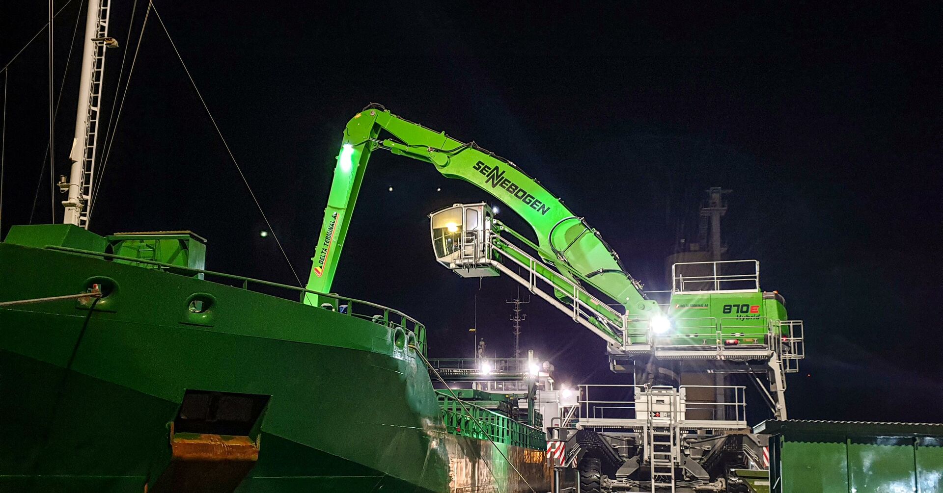 Port logistics simplified: special machine for port operators