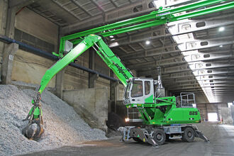 SENNEBOGEN 825 E: One machine – versatile equipment variants ...