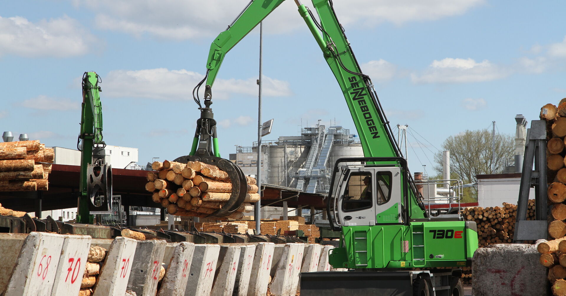 SENNEBOGEN at Ligna 2017 - comprehensive solutions for timber logistics ...