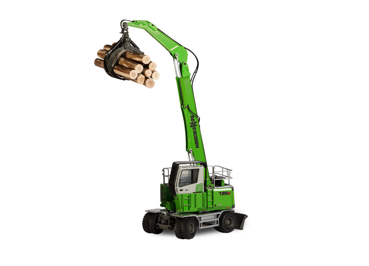 SENNEBOGEN Material Handler 735 E with Trailer | Models | Shop ...