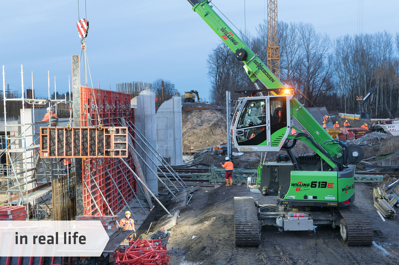 SENNEBOGEN Telescopic Crane 613 Crawler | Models | Shop - SENNEBOGEN ...